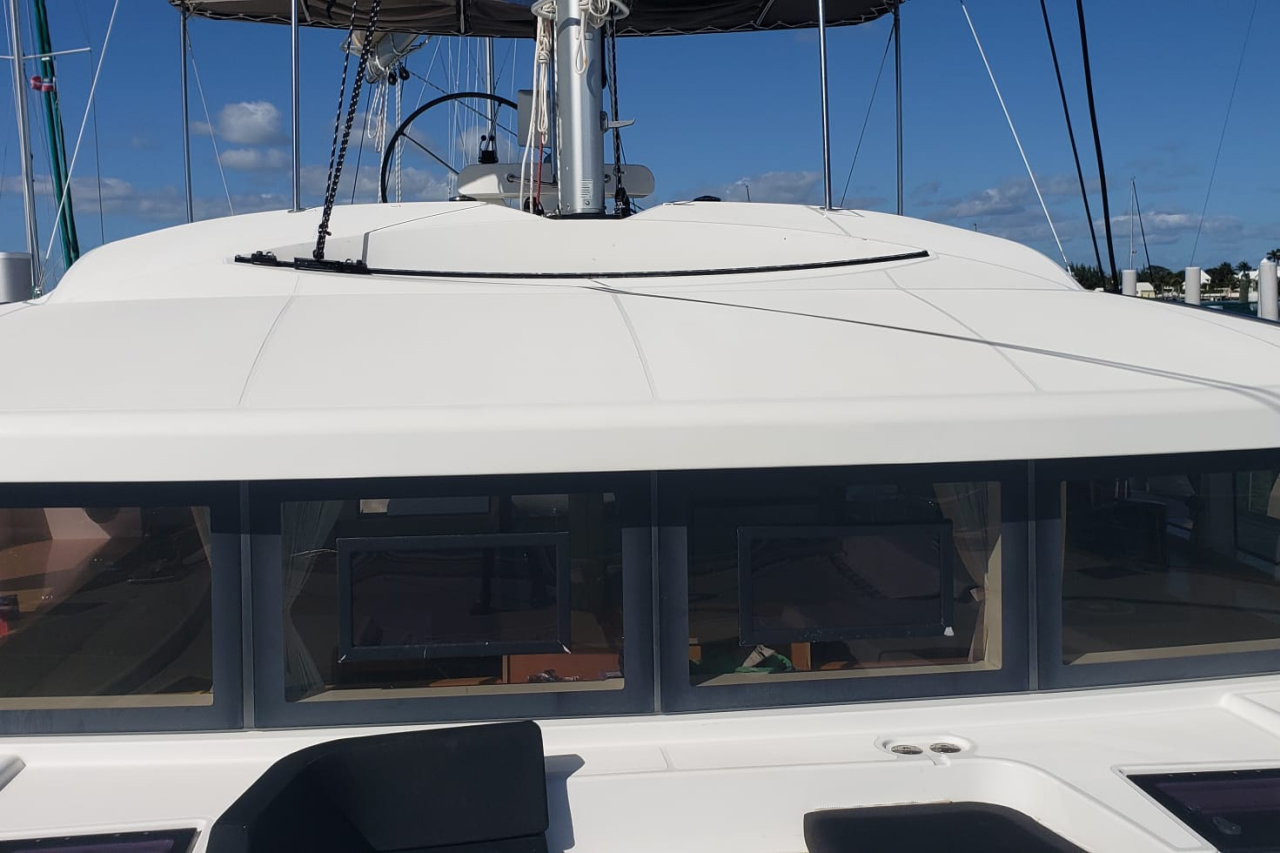 Lagoon 52 for Sale
